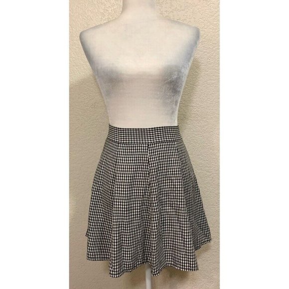Brandy Melville | Skirts | Brandy Melville Blackwhite Gingham Mini ...